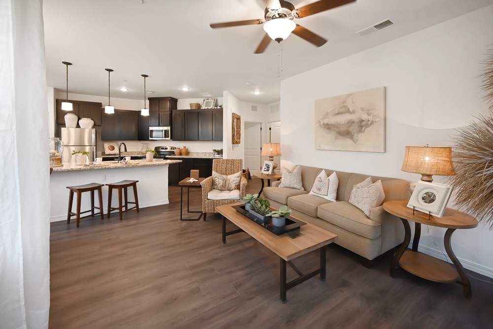 Las Mansiones at Eastlake | Apartments in El Paso, TX | (915) 260-9095
