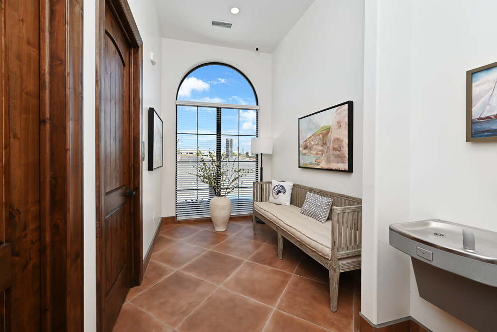 Las Mansiones at Eastlake | Apartments in El Paso, TX | (915) 260-9095