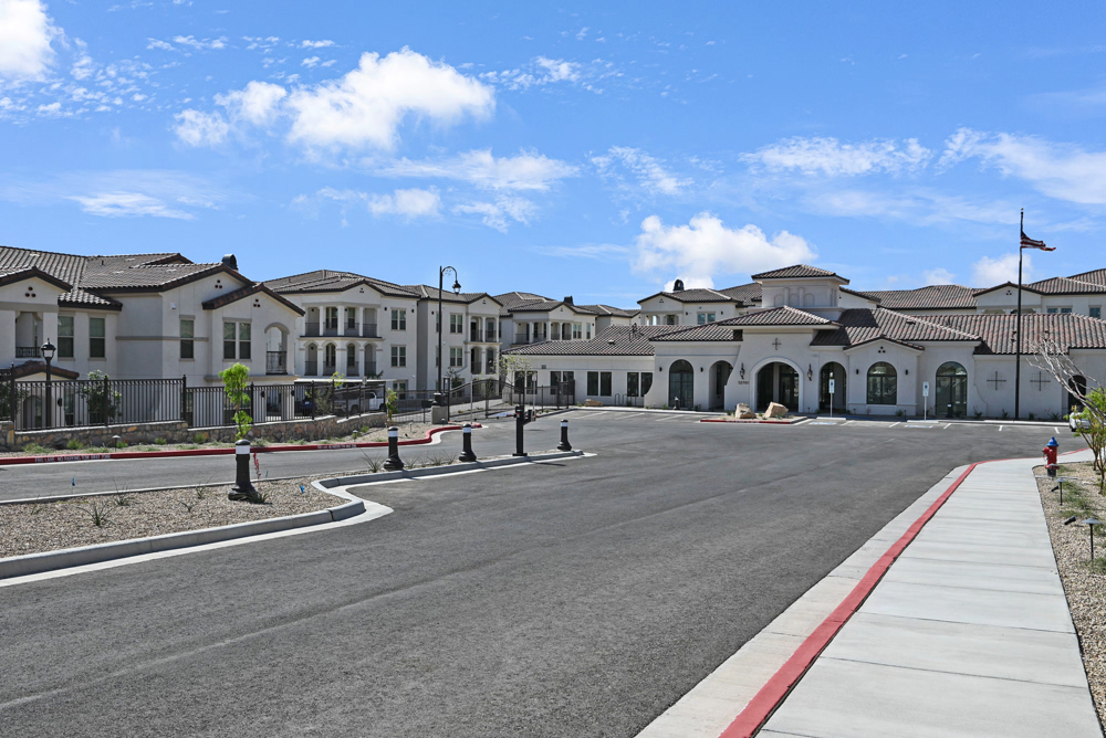 Las Mansiones at Eastlake | Apartments in El Paso, TX | (915) 260-9095